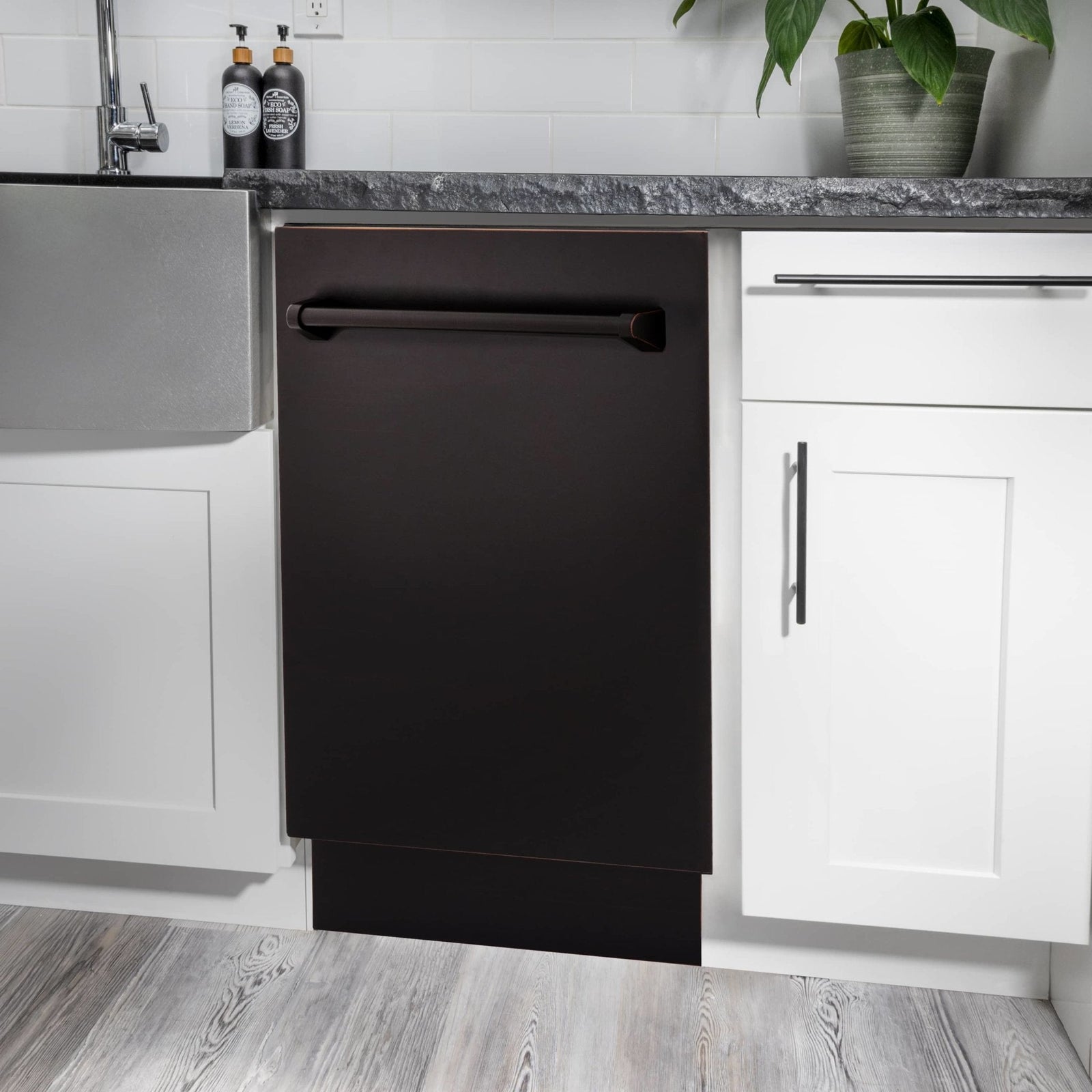 ZLINE 18" Top Control Dishwasher in Bronze (DWV-ORB-18)